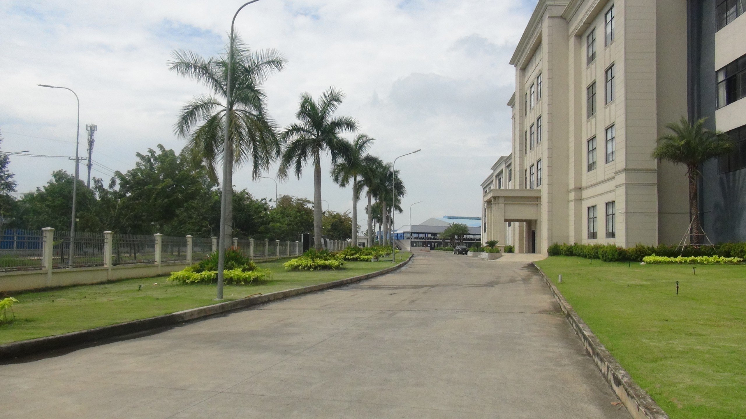 Thi Công Cảnh Quan Nhà Máy Uniwin Việt Nam - Vườn Cây