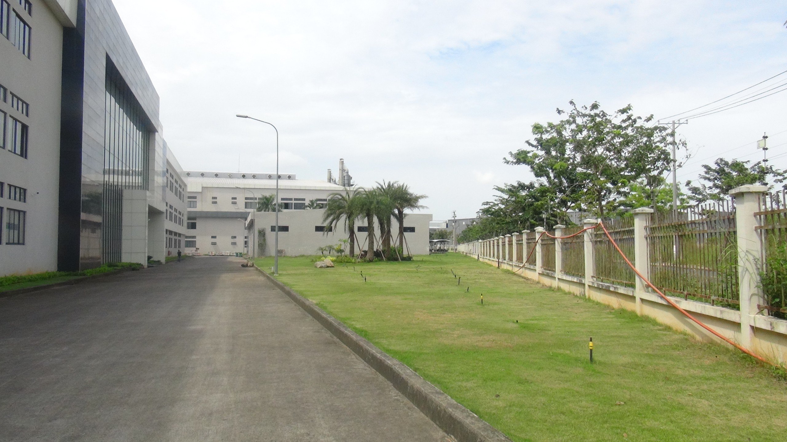 Thi Công Cảnh Quan Nhà Máy Uniwin Việt Nam - Vườn Cây